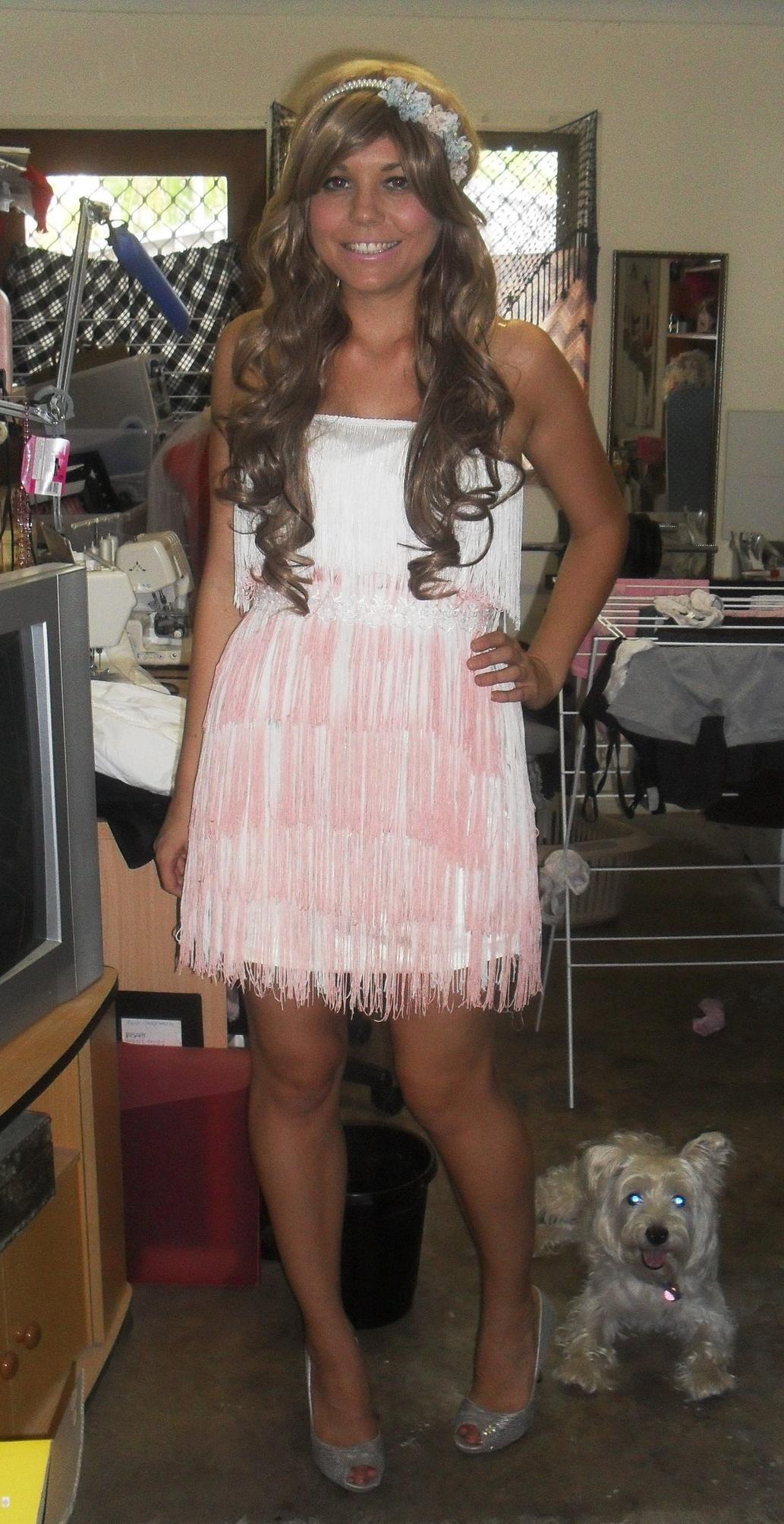 Blonde Lolita with Bare Legs wearing Colored Short Dress and Sliver ...